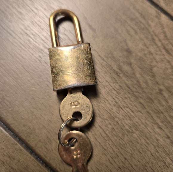 Dior | Other | Christian Dior Trotter Agenda Planner With Key And Lock ...